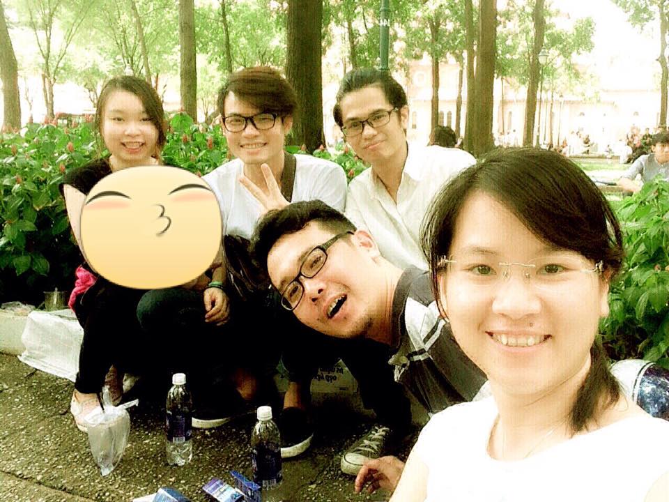 Sài Gòn Có Chút Gì Luôn Nhớ